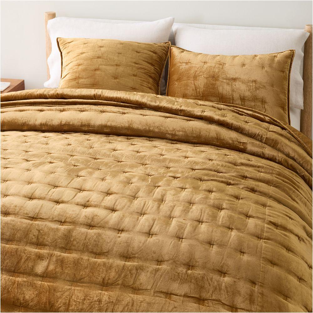 Velvet quilt queen store